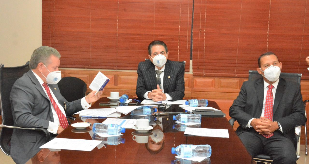 Comisión Especial escucha al director del DNI sobre proyecto que crea ...