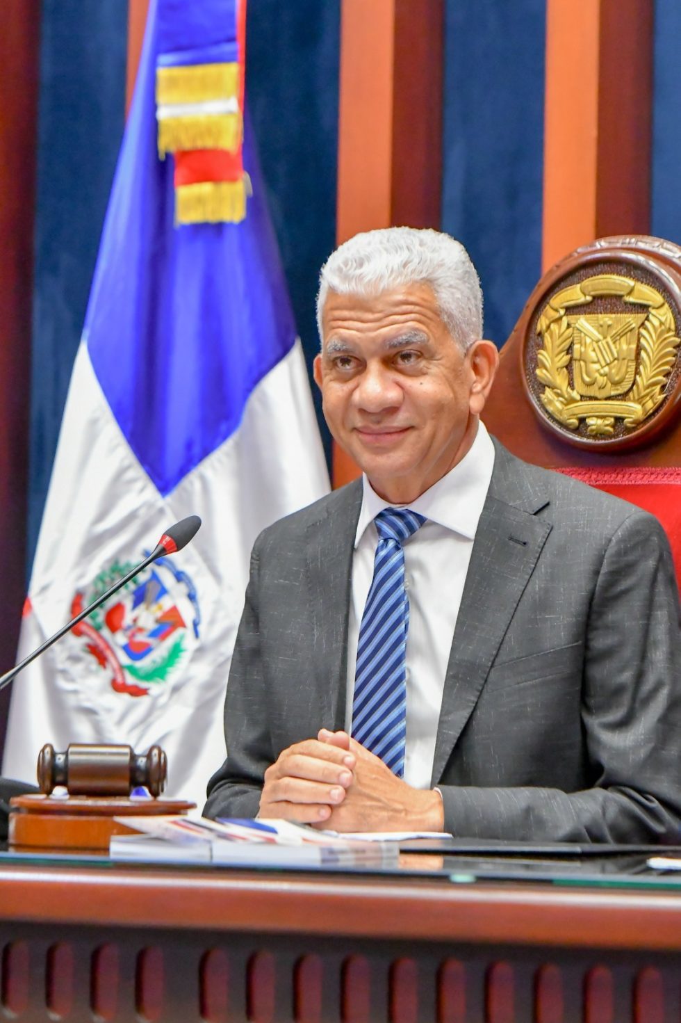 Presidente del Senado afirma la comercialización y el transporte hacia ...